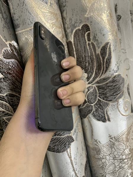 Iphone xs max idael 80% radnoy ochlmagan