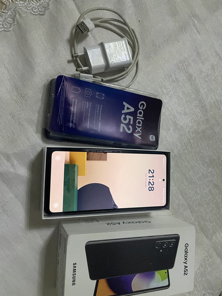 Samsung A 52 surochno