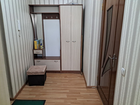Якасарайский район орентир метро Космонавтов 2х комнатная 57м2