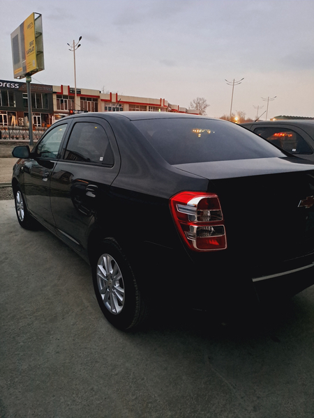 Chevrolet Coblt 4