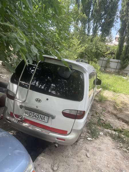 Hyundai starex 1998