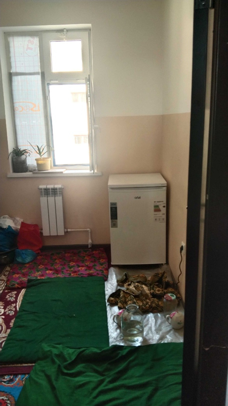 Sohil 5 kappada yangi domlarda 2 xonali uy ijaraga beriladi