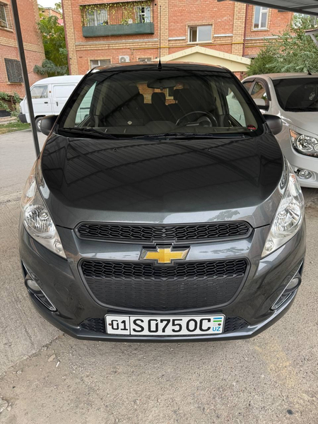 Chevrolet spark 2pazitsa