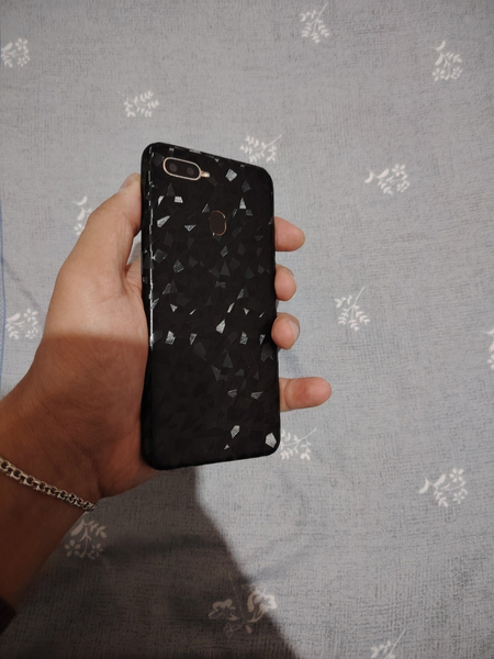 Oppo A12 holati ideal tinniq