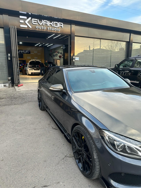 Mercedes-Benz W205 AMG