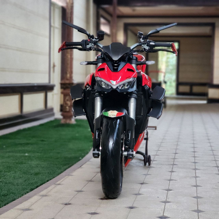 Ducati steretfaytir v2