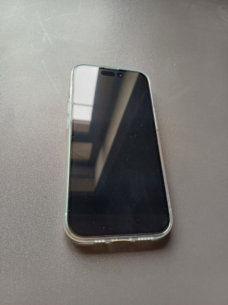 Продается новый Iphone 15 128gb!