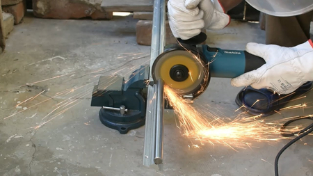 Угловая шлифмашина 9565HRZ makita