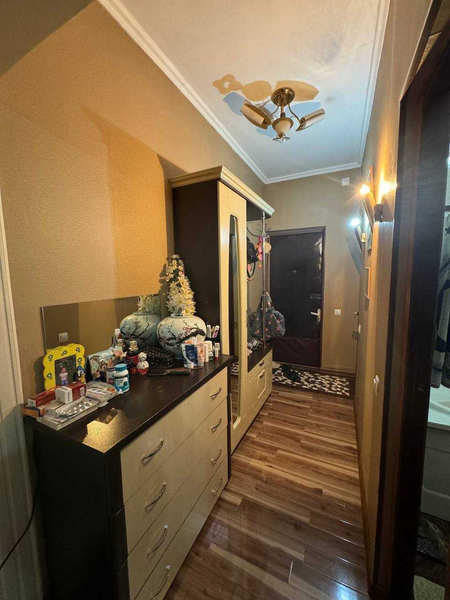 Срочно продается 1/4/5 Яшнабад Авиасозлар-2  1а рынок Кадышева