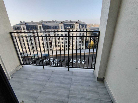 Карасу-4 ул.Дурмон Йули новостройка 2-комн 4/8 73 м² ремонт