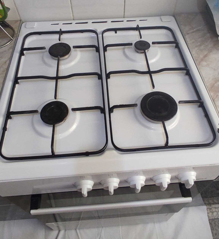 Продам Газовую плиту Артел
