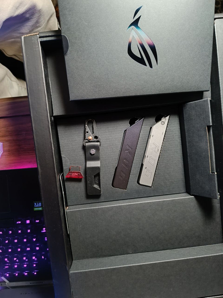 ASUS ROG  SCAR i9 12900 H 16 RAM, 1T SSD GDDR 6. 3070 Ti 8G 256 bit