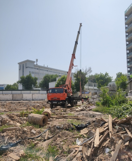 Автокран услуга Avtokran xizmati 32т 31м КАМАЗ