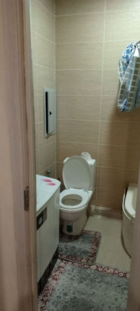 Oylaga 320 UYE  Sergelidan  bezmakler kvartira bor srochna odam kerak