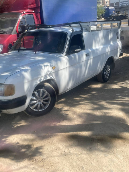 Volga pikap srochna sotiladi