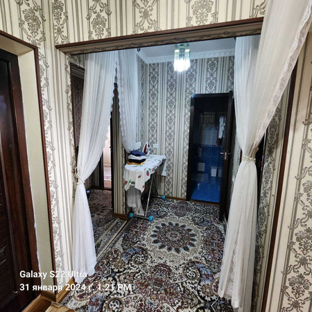 谷 130504 谷 Algoritm Qizil-Shark kvartira sotiladi 3/7/9 72 м²
