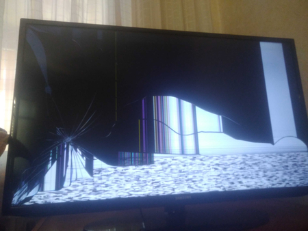 Продам бу TV сломан экран