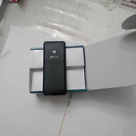 PHILIPS  E168  Black