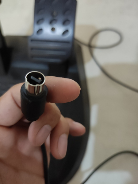 Руль с педалями Thrustmaster Ferrari 458 Italia Xbox 360