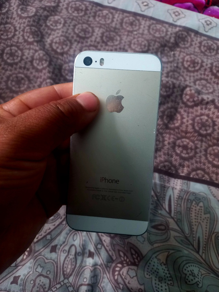 Iphone 5s sotiladi abmen bor