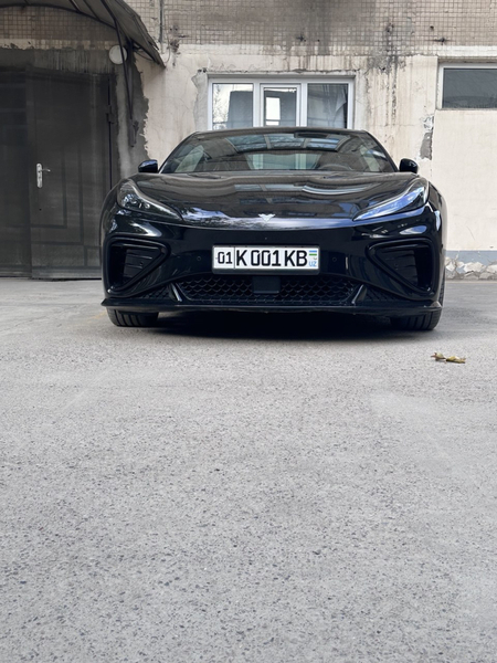 Продам свой электромобиль Neta GT ev 660 черного цвета