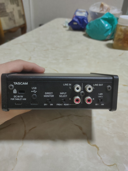 Продаётся звуковая карта SAR TASCAM US 1x2,