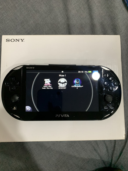 Продам свой PS VITA SLIM