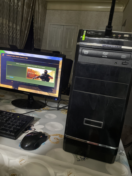 Kompyuter Sotiladi ASRock  H61M-VG4 Ozu 2+2=4GB VideoCarta Nvidia1GB