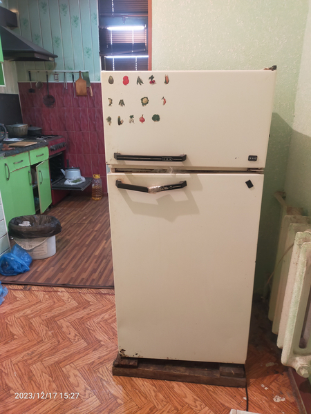 Продается холодильник