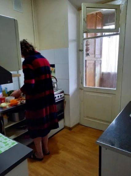 Мукимий 3/2/4 Кирпич 70кв.м балкон 2х6