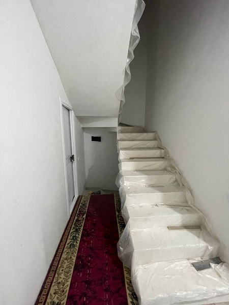 Qibrayda  hovli sotiladi
