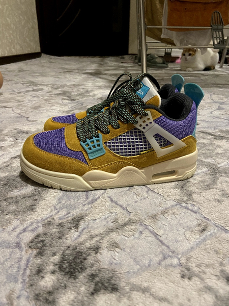 Кроссовки jordan 4