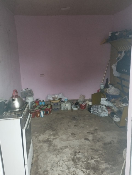 Zangiota bos suvda 3 sotix yer sotiladi