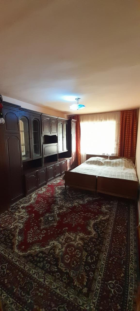 СДАЁТСЯ 3х ком.я на 2м эт Азиз базар