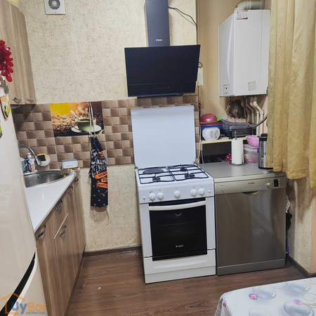 Sergelida kvartira sotiladi 0404