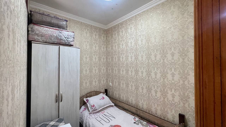 Chilonzor dombirabodda 3 hona kvartira sotiladi