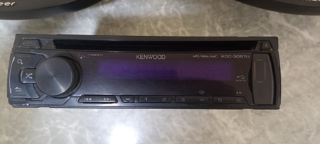 KENWOOD model: KDC-3075 UG   CD RECEIVER.  made in  INDONESIA...