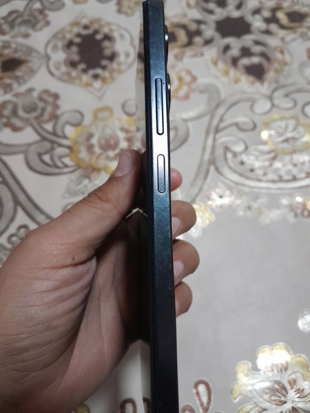 Redmi 13C xolati ideal xotirasi 128/4