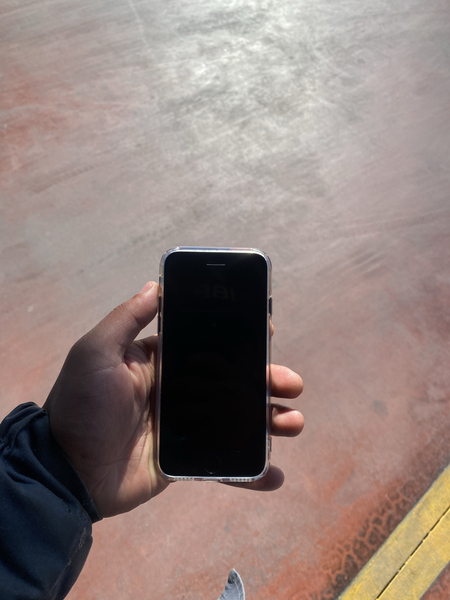 Iphone 7 сотилади срочно