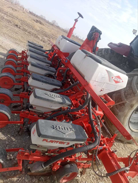 Kuhn planter 3m paxta ekish seyalkasi sotiladi.