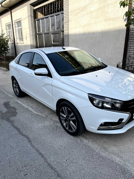 Lada Vesta 1.8 AMT 2019