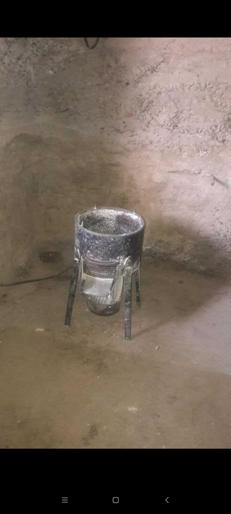Кукуруз апарати сотилади