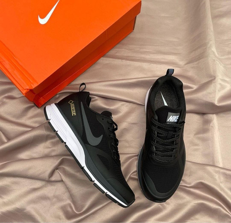 Nike gore tex  .