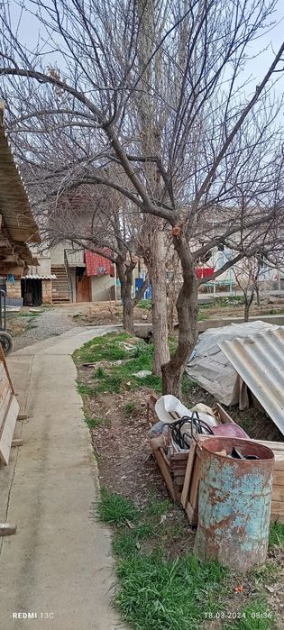 Уй сотилади 12 соток