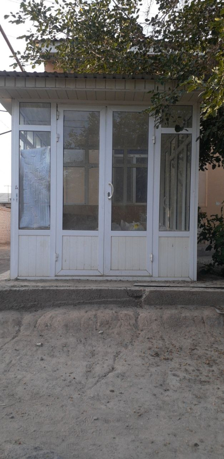 3×4акфа дукон сотилади 2 эшики бор