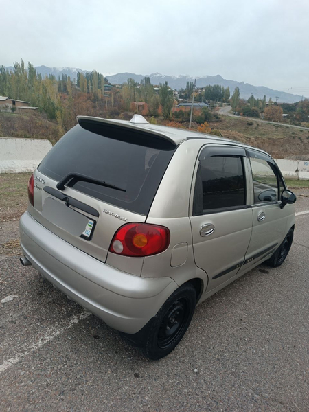 Matiz Sotiladi srochno kelishiladi