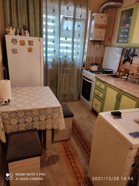 Продаю1/1/4Дубовая