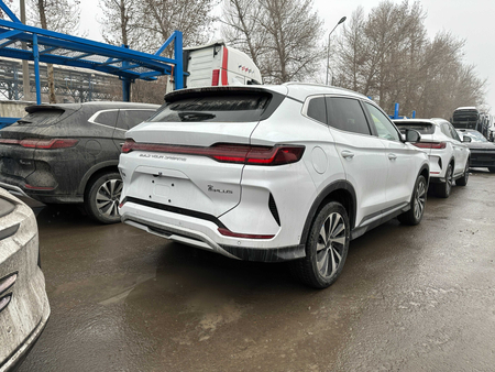 BYD Song Plus Champion Edition 520 км билан 605 км full