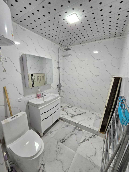 1 xonali 55m² 6-qavat uy sotiladi