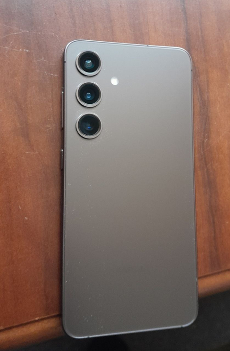 Samsung S24 8/256.Original 2sim kartalik